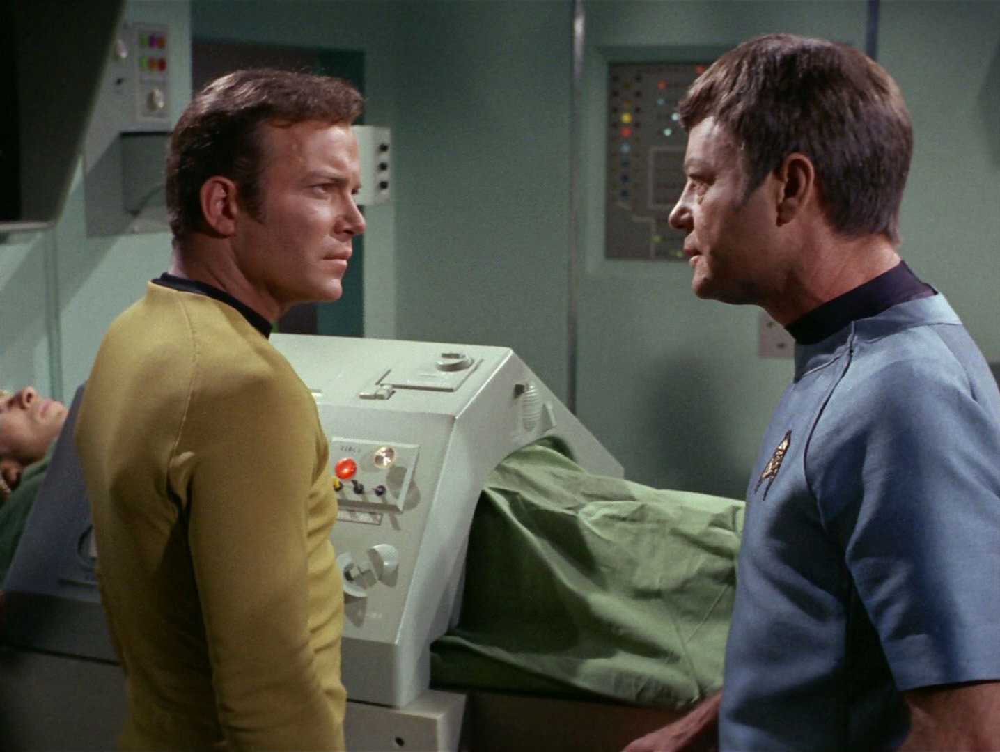 "Spock's Brain" - TOS 3X1 - Trekkie Feminist